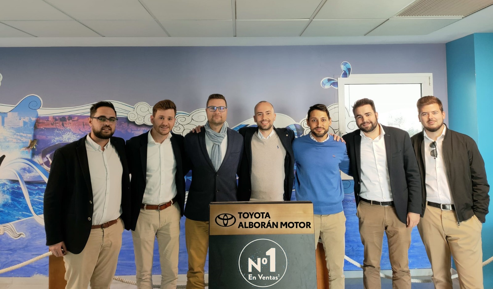 Toyota lidera el cambio - Toyota Alborán Motor - Concesionario Oficial ...